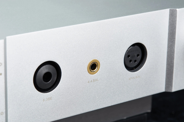 Cayin iHA-8 Pure Class A Headphone Amplifier with High Gain & High Cur